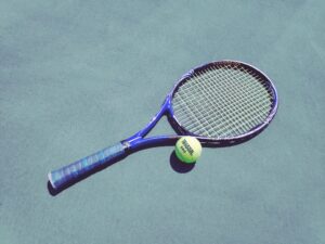 Tennis Racket Size and Length | How to Find the Perfect Fit